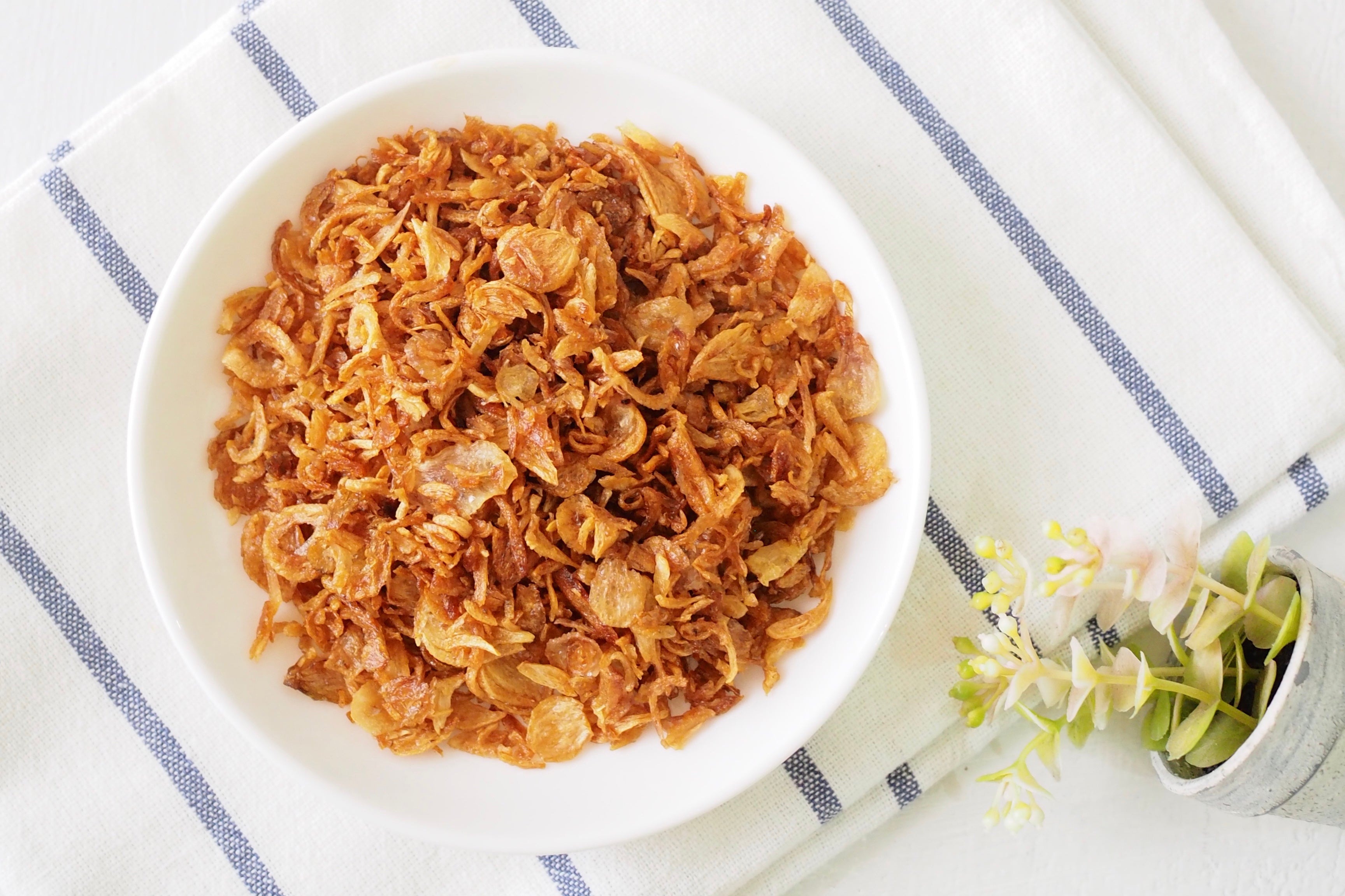 Fried Crispy Shallot - 12oz – Four Star Seafood and Provisions